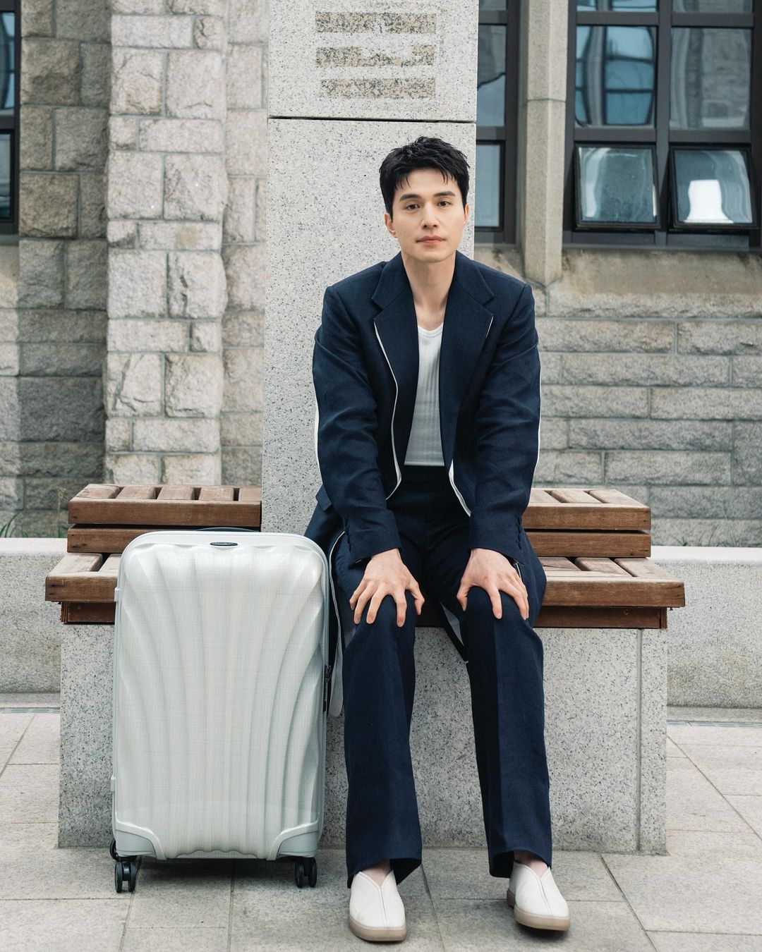 10 Lee Dong Wook Off-duty Looks That Are Wallpaper-worthy - A Yellow ...